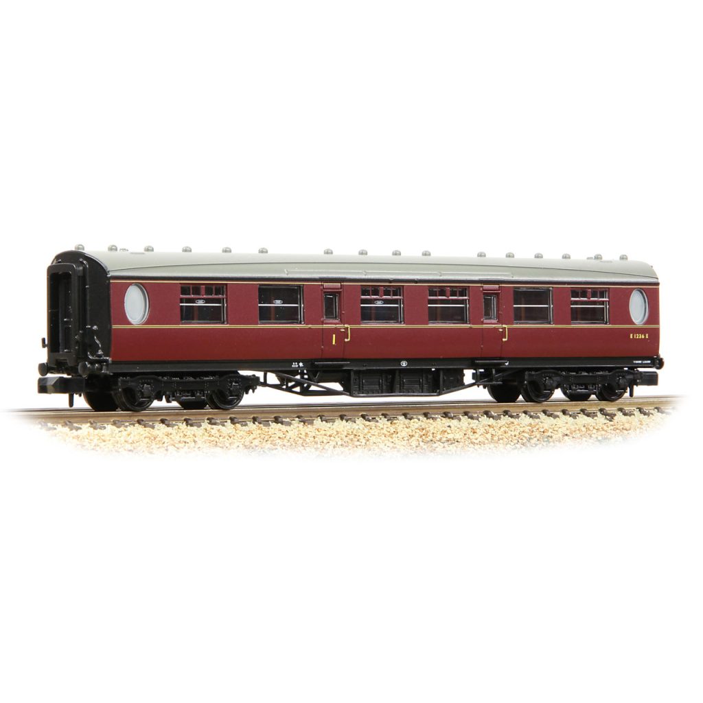 376-227 LNER Thompson Composite Corridor BR Maroon – Bala Lake Railway